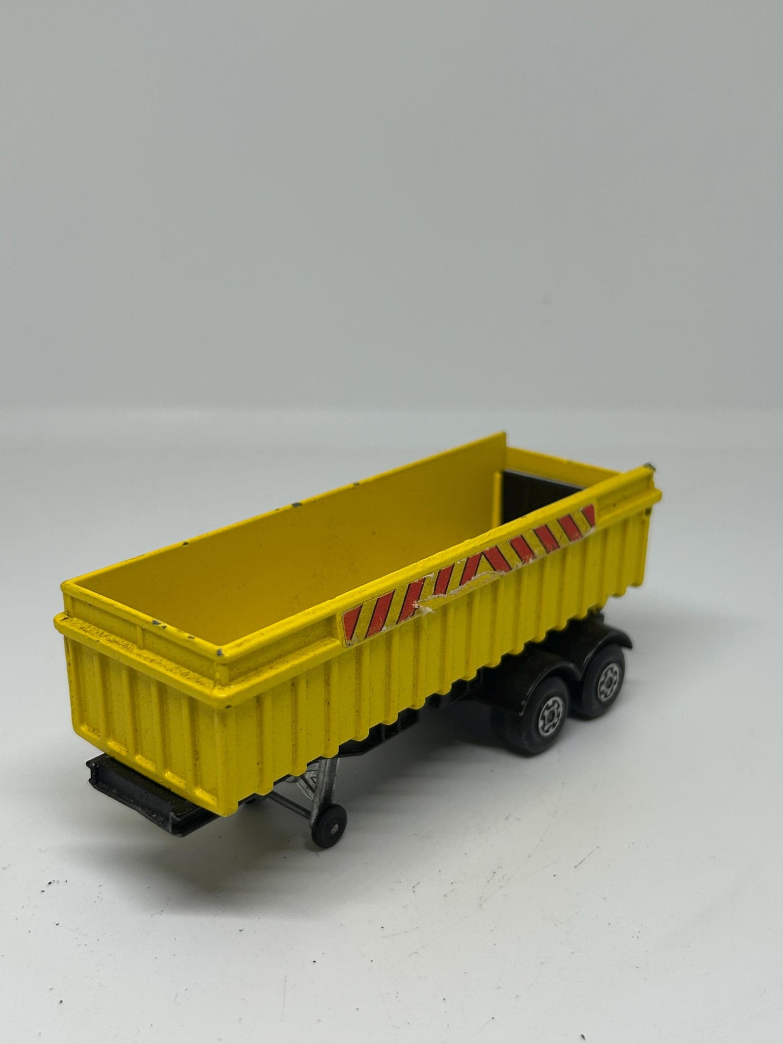 Vintage Lesney Matchbox Superkings Ford LTS Series Tractor K-16/18 & K ...