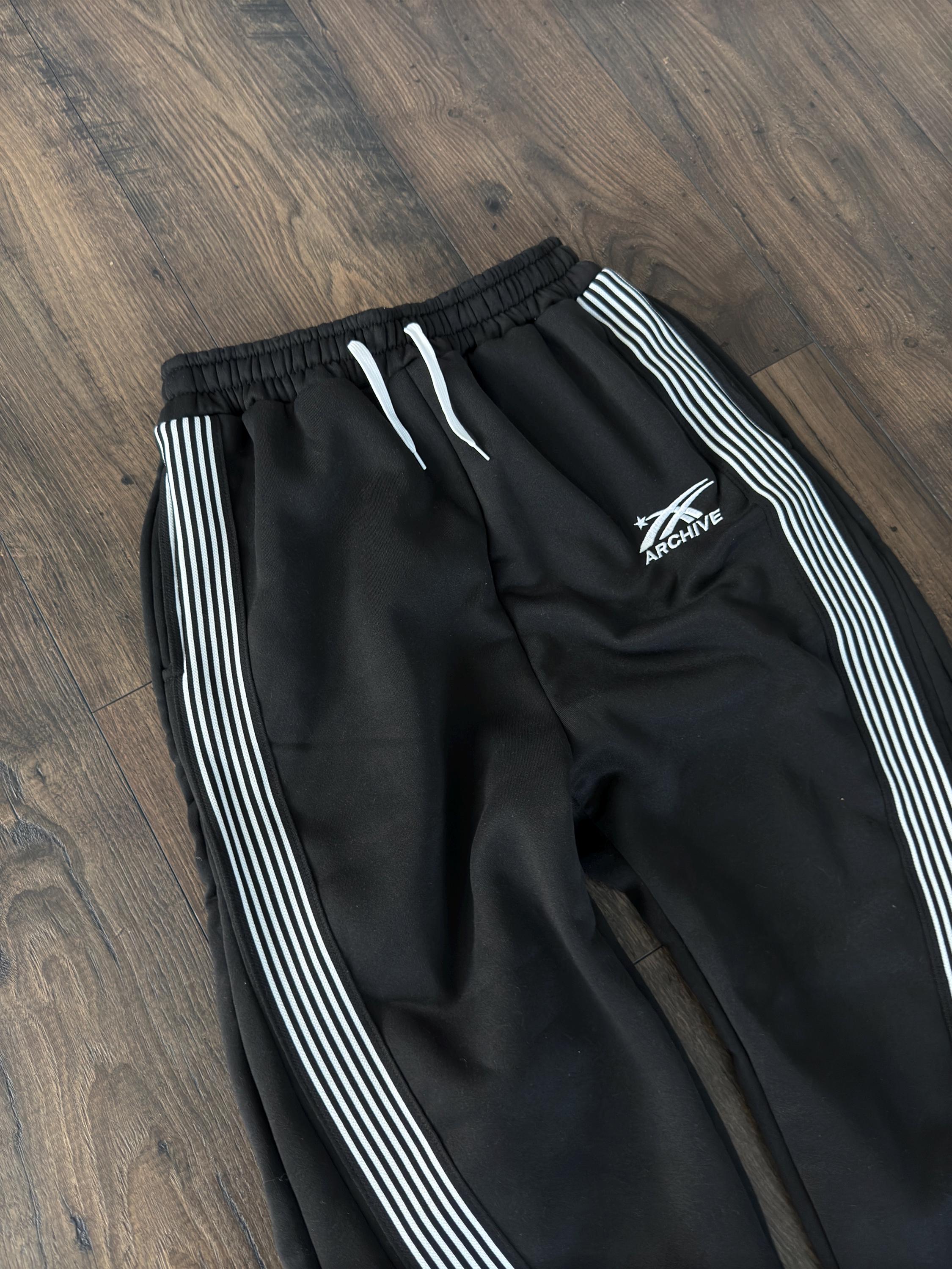 Striped Baggy Sweats, Y2k Sweat Pants , White Stripes and Amazing ...