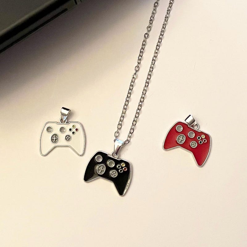 Controller Necklace - Etsy