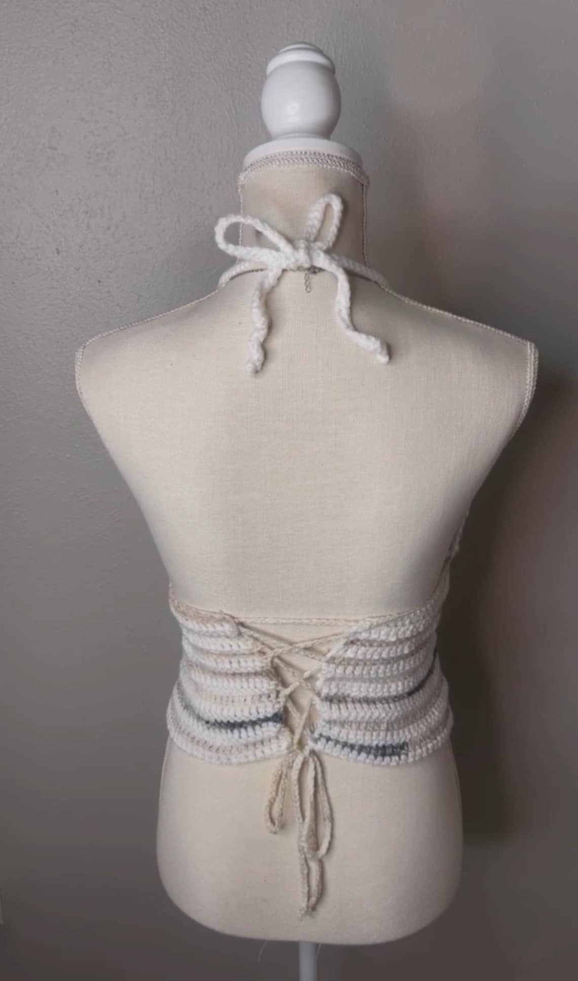 Crochet Pattern Tutorial for Triangle Bra Crochet Halter Top With Criss ...