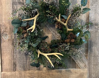 Rustic Winter Wreath With Antlers-christmas Cabin Wreath-rustic ...