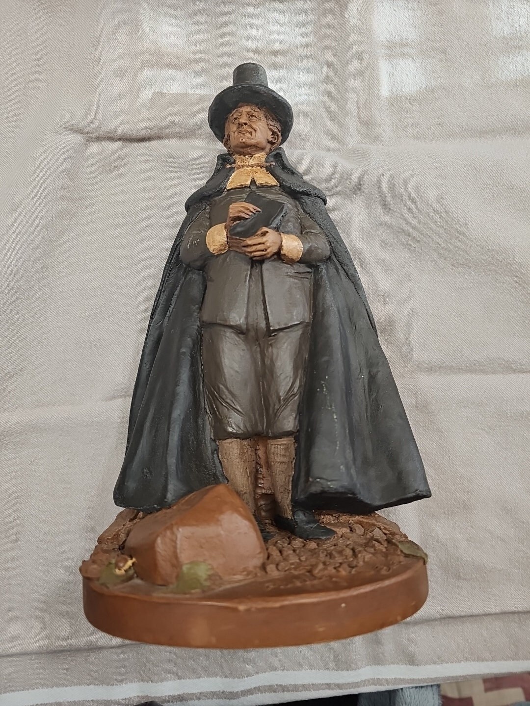 Retired 1988 Thomas Clark Pilgrim at Plymouth Rock. #8 - Etsy