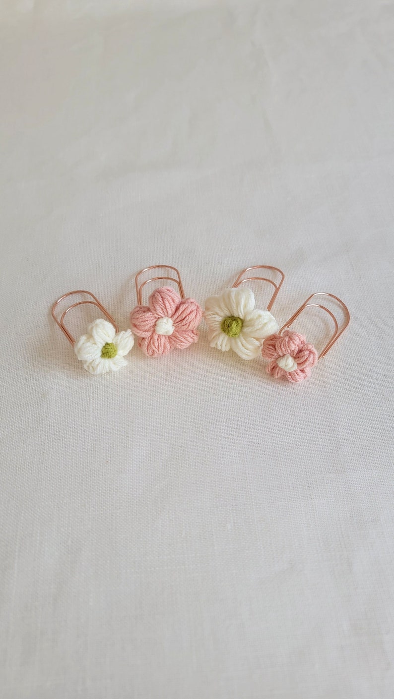 Book Bloom | Handmade Crochet Flower Bookmark | Crochet Flower Bookmark ...