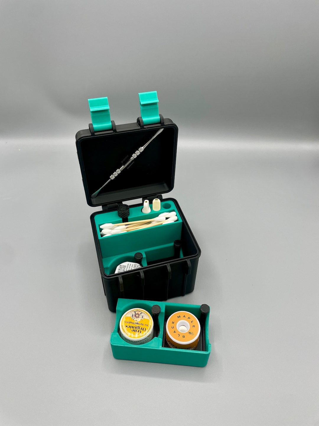 Compact Dab Station: Discreet Travel Organizer With Tool & Mops - Etsy