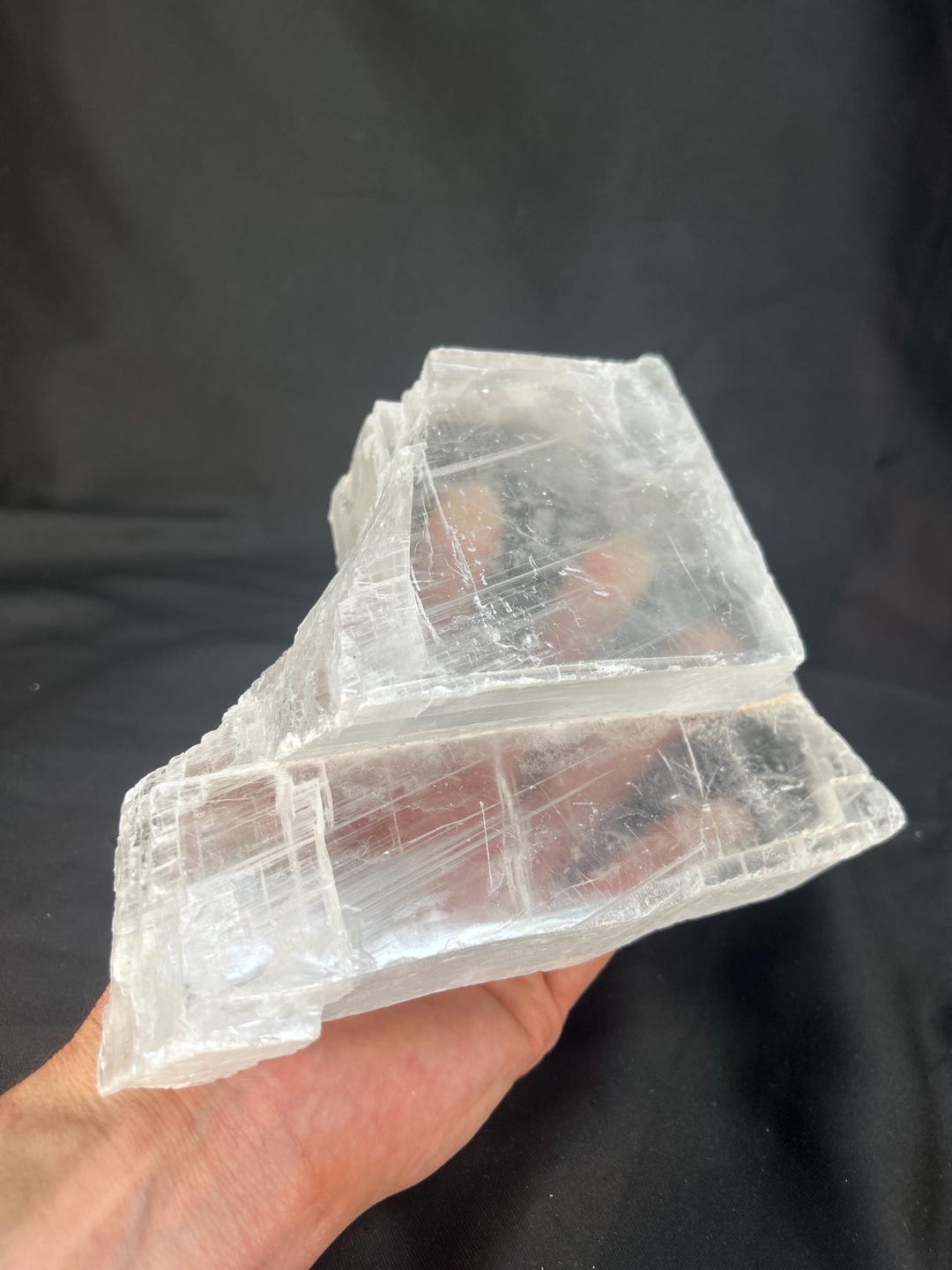 All Natural Selenite Crystal. 4 Lb. From Utah. 6.5 X 4.8 X 1.6 Cm. - Etsy