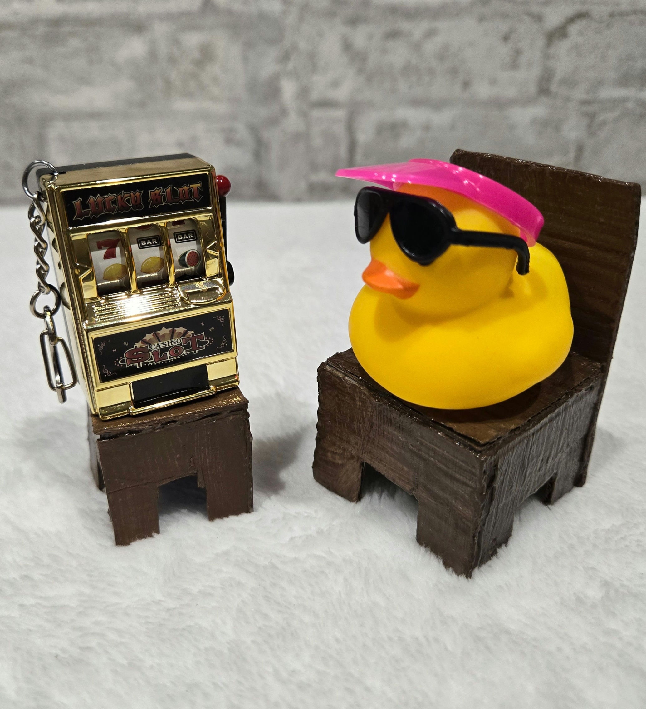 Yellow Rubber Duck, Casino Gamer Duck, Slot Machine Duck,lucky Duck ...