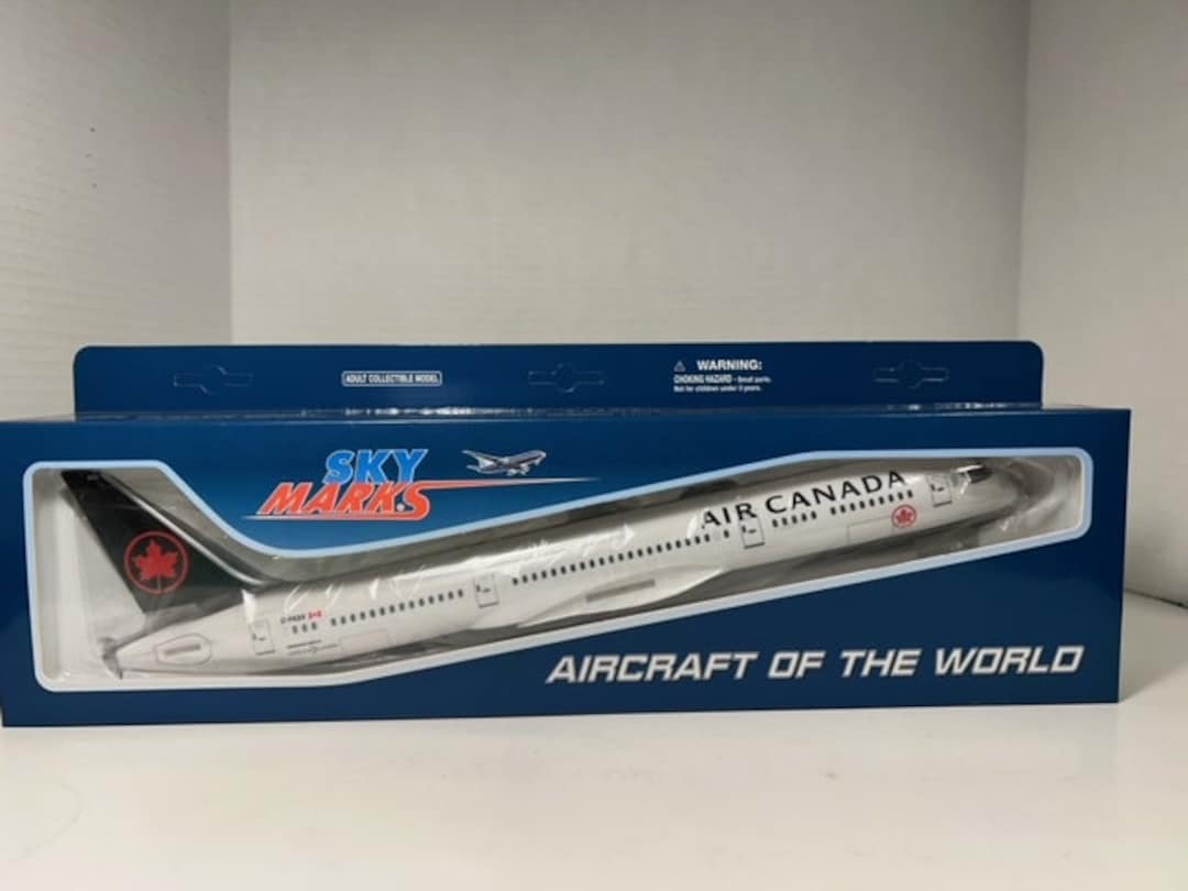 Daron Skymarks Air Canada 787-9 1/200, 2017 Livery SKR967. NEW Unopened ...