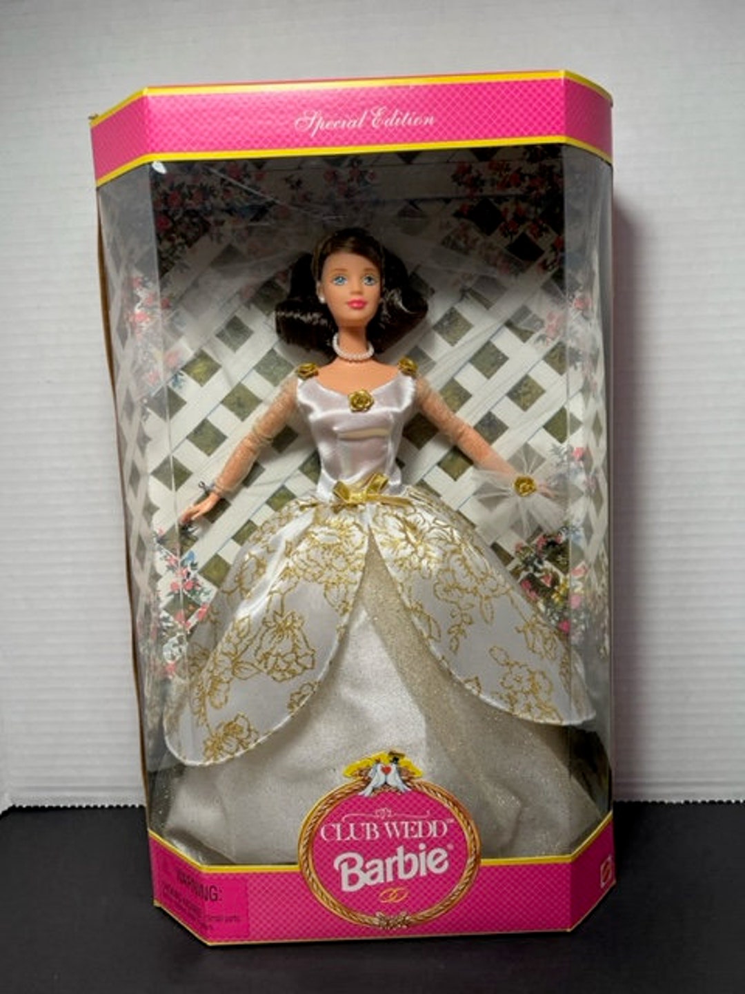 1997 BARBIE Doll Club Wedd Wedding Brunette Barbie, New in Box Mattel ...
