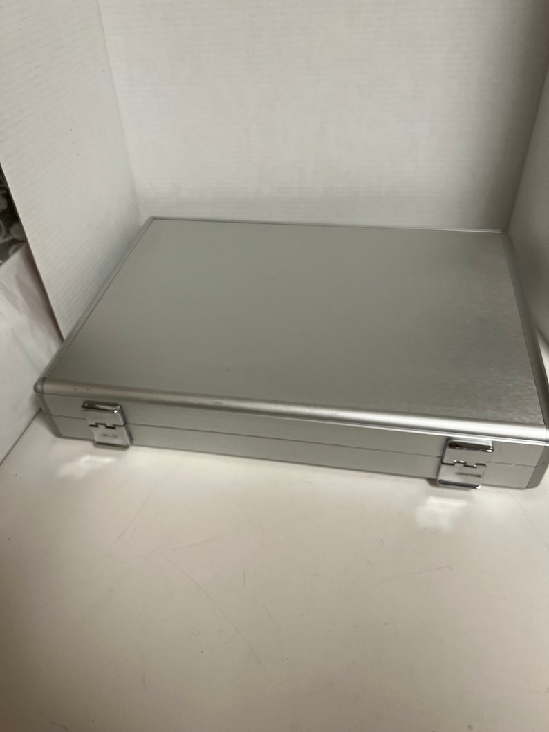 NEW Vanguard Metal 3 Briefcases & Attaches Case W/ Keys and Strap ...