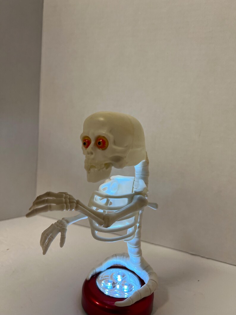 1984 Kenner REAL Ghostbusters Bad to the Bone Skeleton Ghost Figure ...