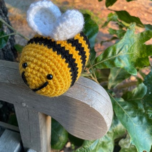 Traditional Amigurumi Bumble Bee - Etsy