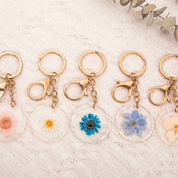 Flower Keychain - Etsy