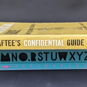 Draftee's Confidential Guide: How to Get Along in the Army Paperback ...