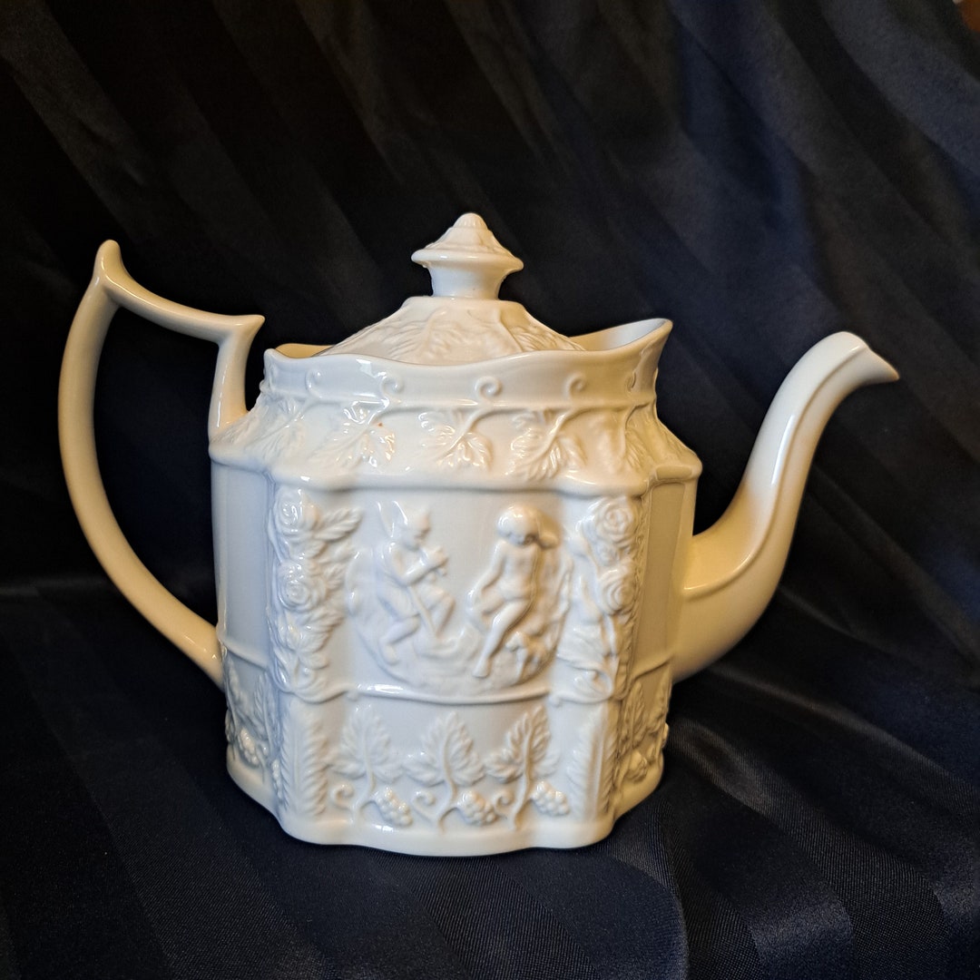 Vintage Greek Mythology Godinger & Co. Creamy White Ceramic Teapot - Etsy