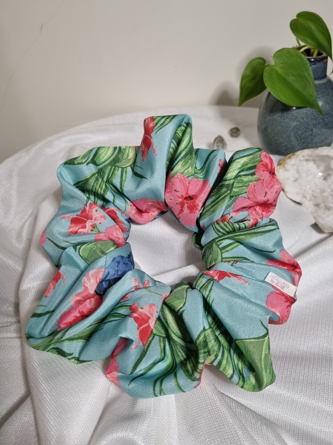 Periwinkle Punch Scrunchie - Etsy