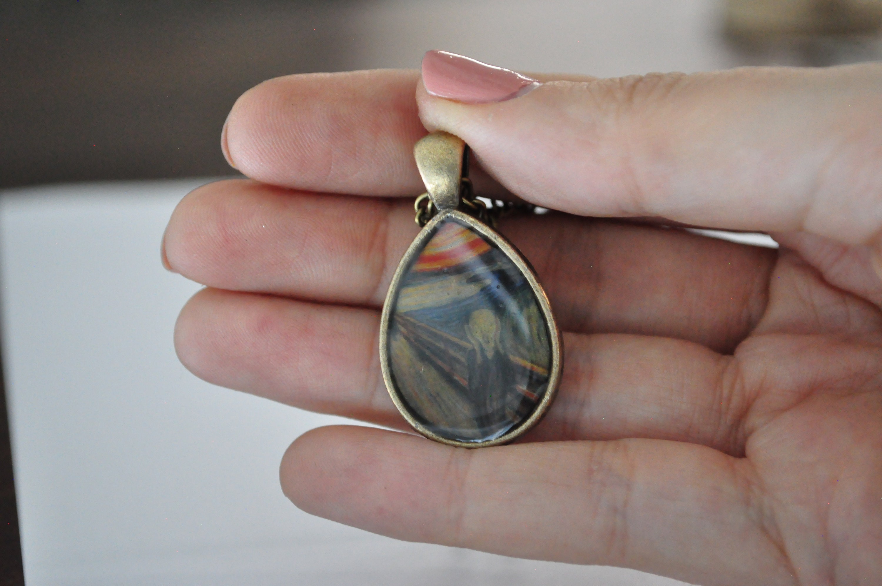 Edvard Munch Scream Pendant, Epoxy Resin Art Jewelery, Vintage Painting ...