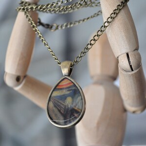 Edvard Munch Scream Pendant, Epoxy Resin Art Jewelery, Vintage Painting ...