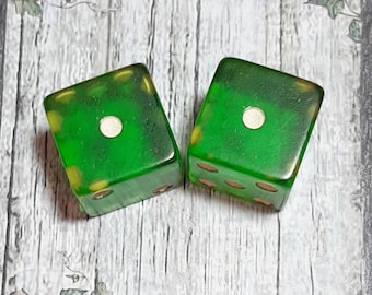 Vintage Dice / Bakelite Dice / Antique Game Pieces / Green and Cream ...