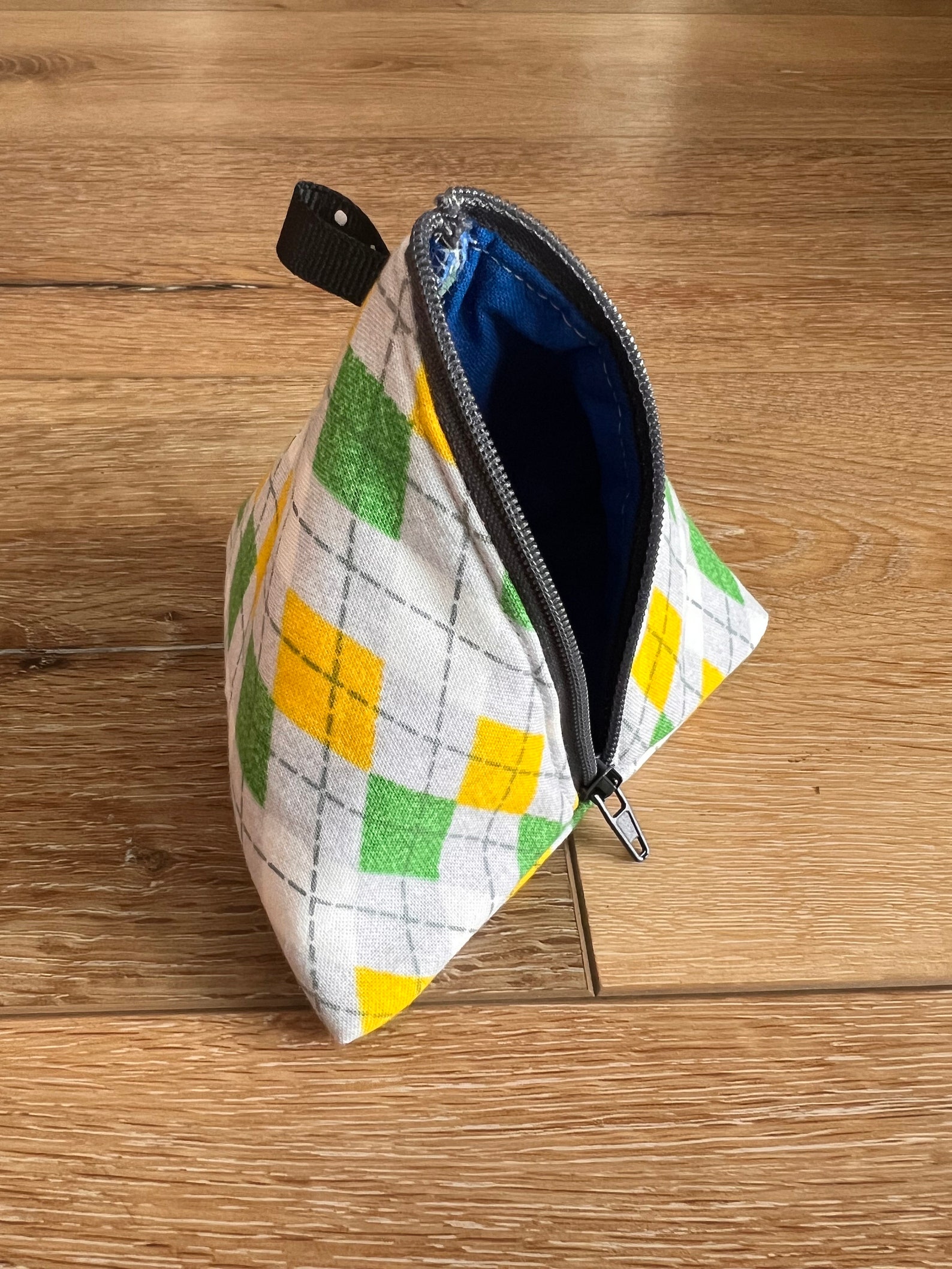 Triangle Zipper Pouch - Pyramid Zip Pouch - Etsy