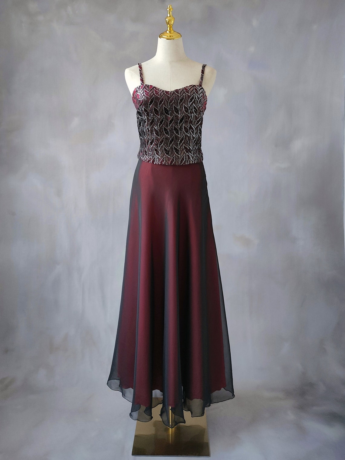 Abito da sera vintage color bordeaux, abito da ballo in chiffon color ...