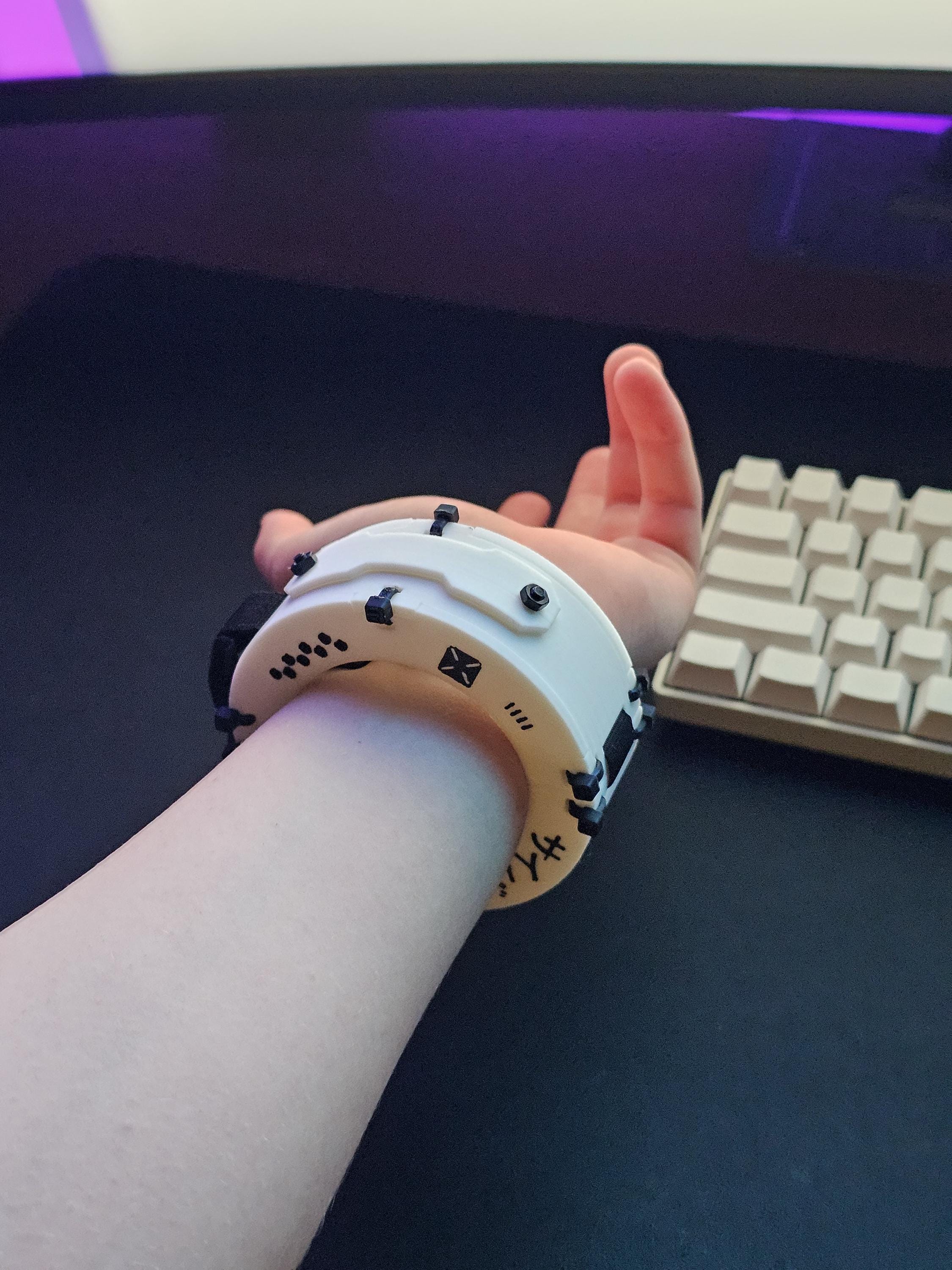 Cyberpunk Techwear Bracelet Wristband: Futuristic Wearable Tech for Sci ...