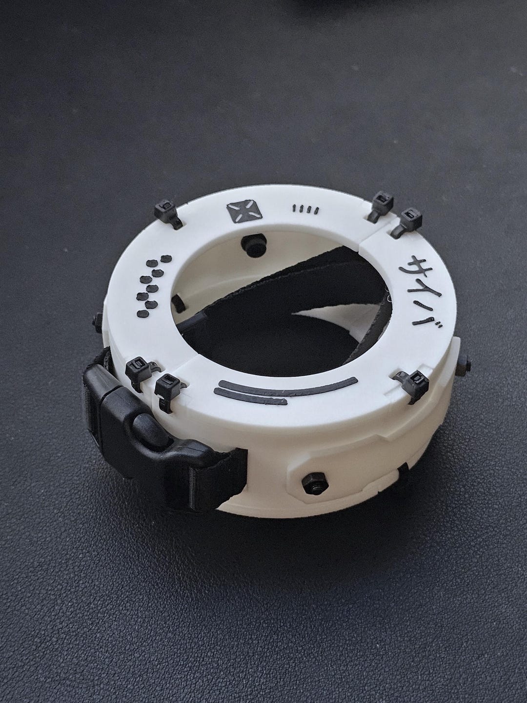 Cyberpunk Techwear Bracelet Wristband: Futuristic Wearable Tech for Sci ...