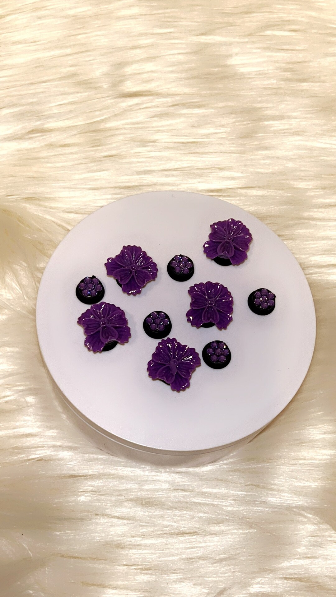 Dazzling Purple Delight: Customized Flower & Bling Croc Jibbitz With ...