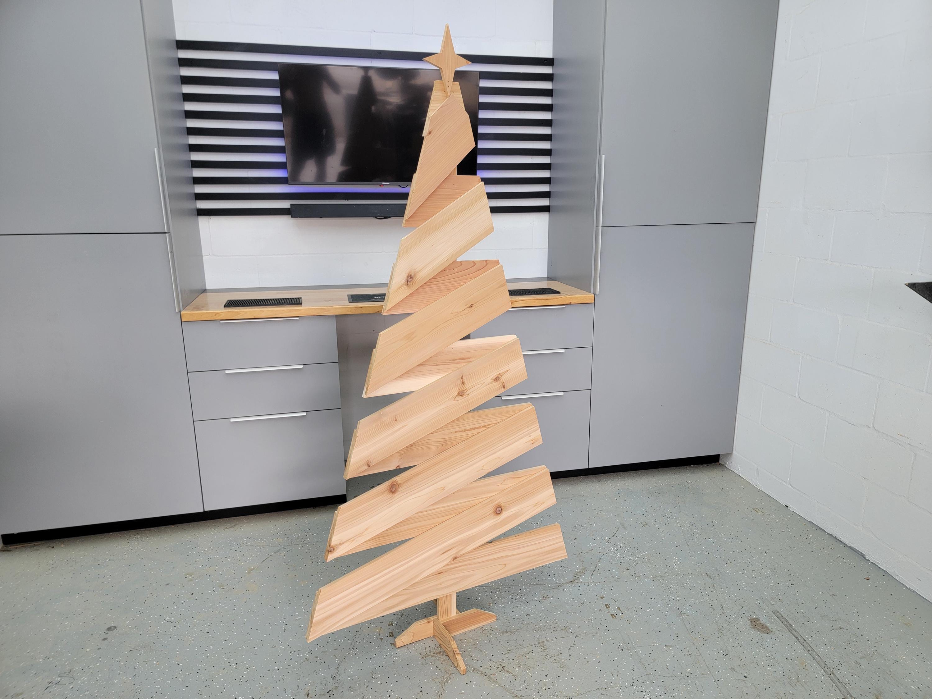 Spiral Christmas Tree / Cedar Christmas Tree / Build Plan - Etsy