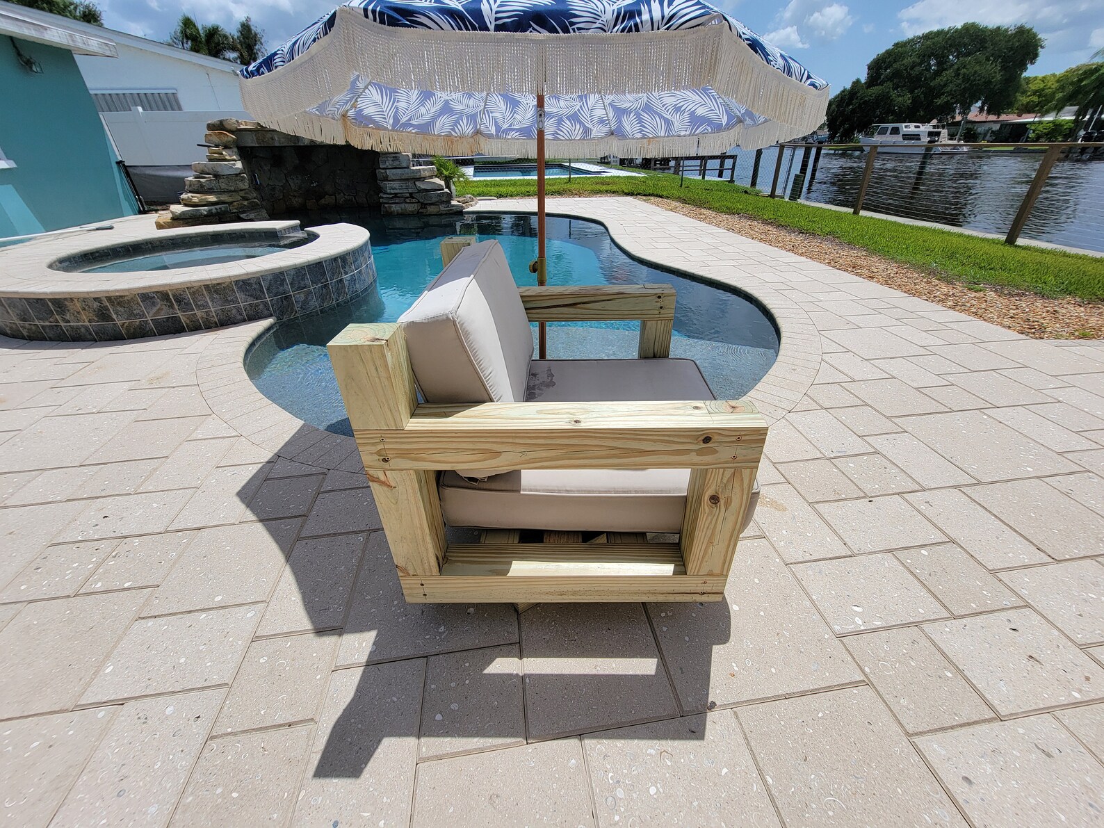 Rotating Outdoor Chair / Swivel Chair / Patio Furniture / Build Plan ...