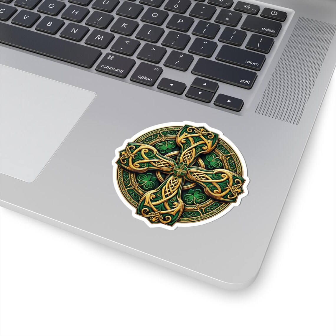 Irish Celtic Shield Vinyl Decal - Etsy