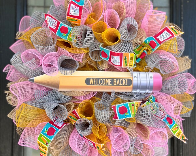 Welcome Back to School Wreath | Teacher Wreath |teacher Classroom Door ...
