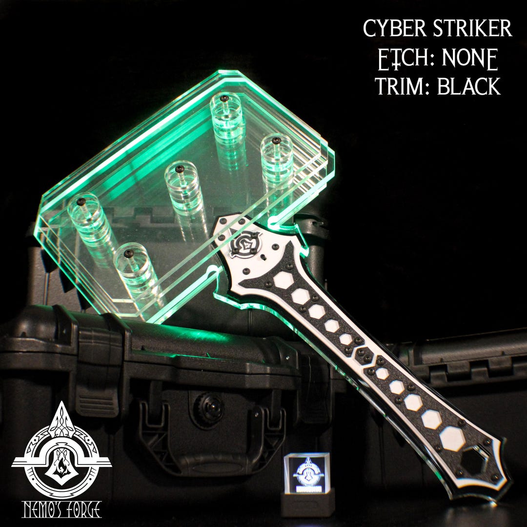 CUSTOM - the Cyber Striker - Cyberpunk Hammer - Cyberpunk Weapon - LED ...