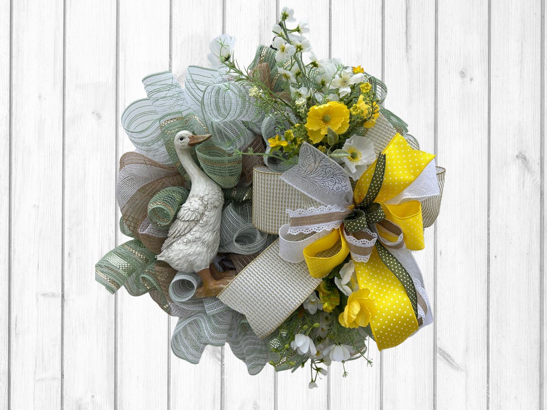Spring Goose Wreath | Farmhouse Front Door Decor | Yellow White Floral ...