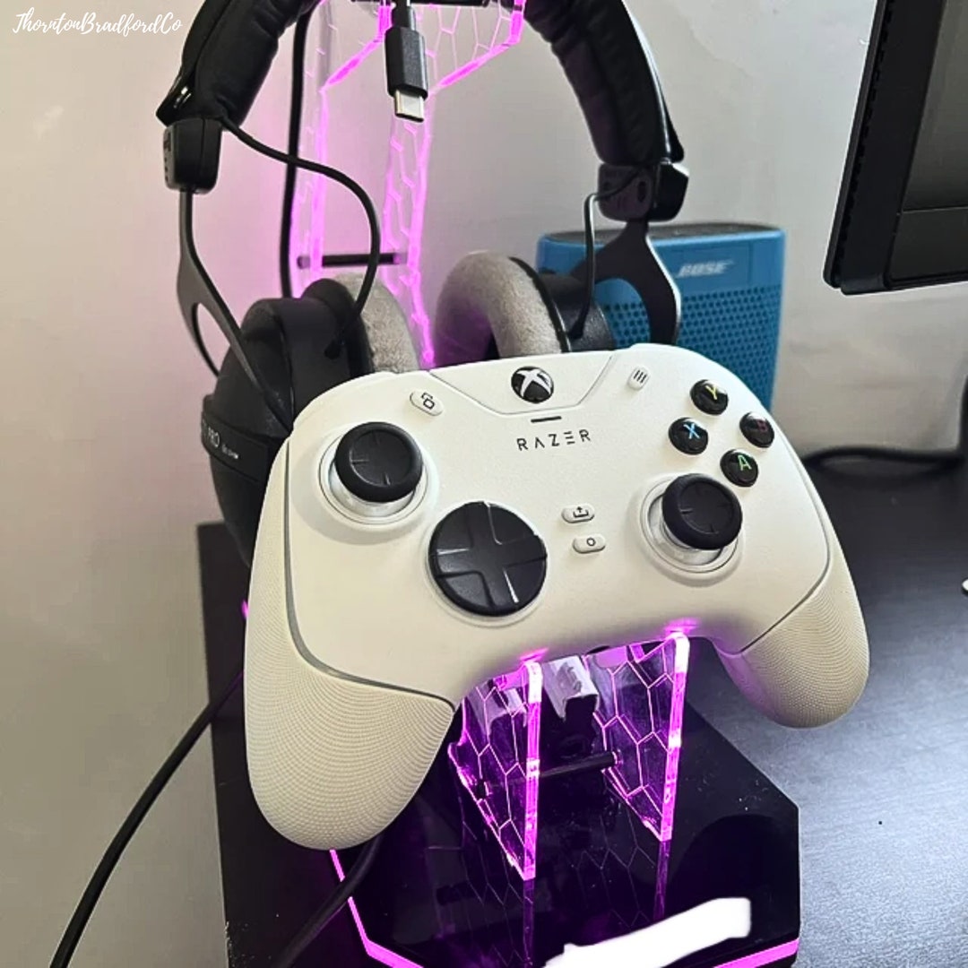 Customized Controller and Headphone Stand, Ideal as a Gift for Gamers ...
