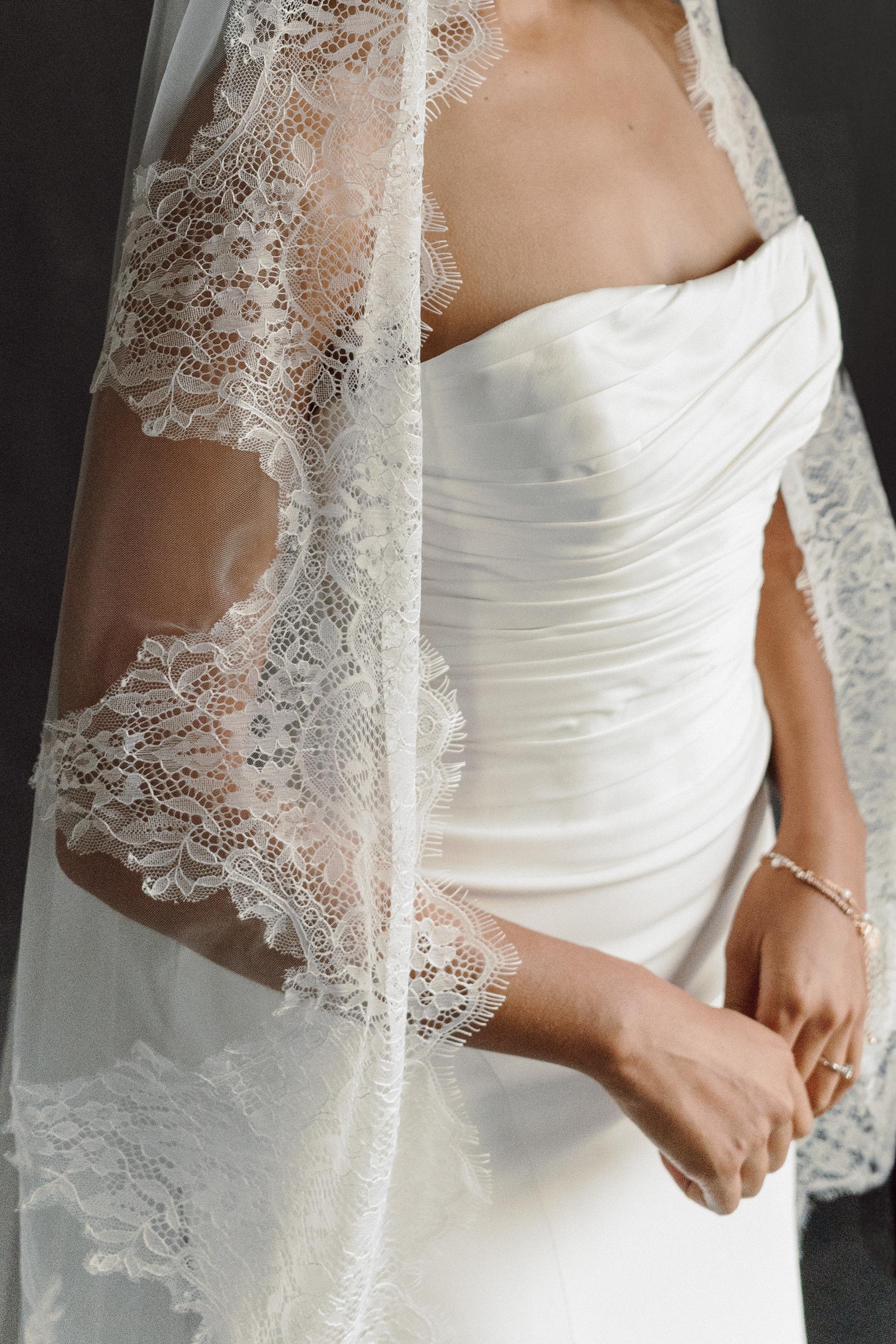 Mantilla Lace Wedding Veil: Fingertip, Chapel, Cathedral Length - Etsy