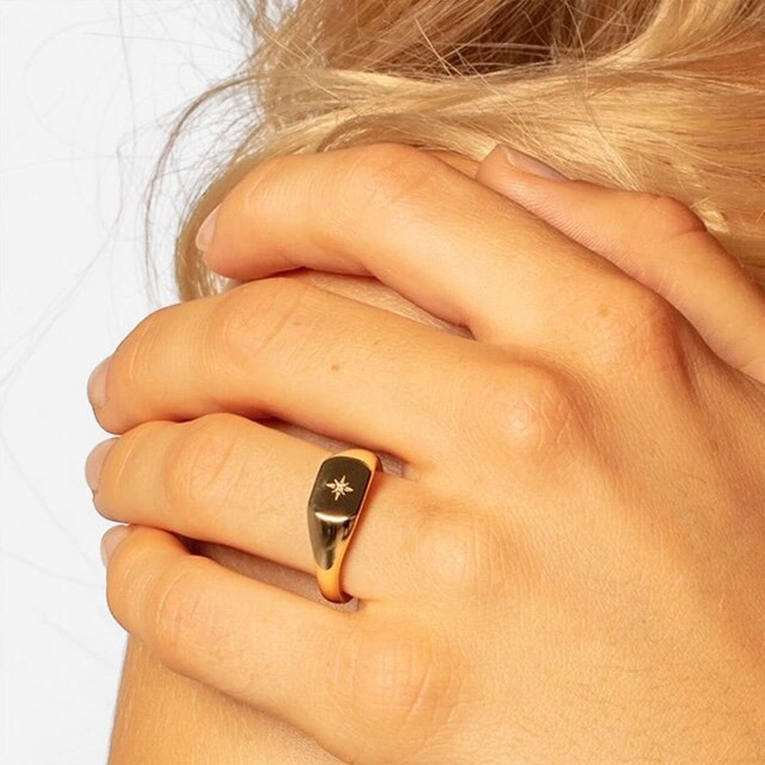 Signet Ring in 925 Sterling Silver, 14K Gold Plated • Star Ring ...