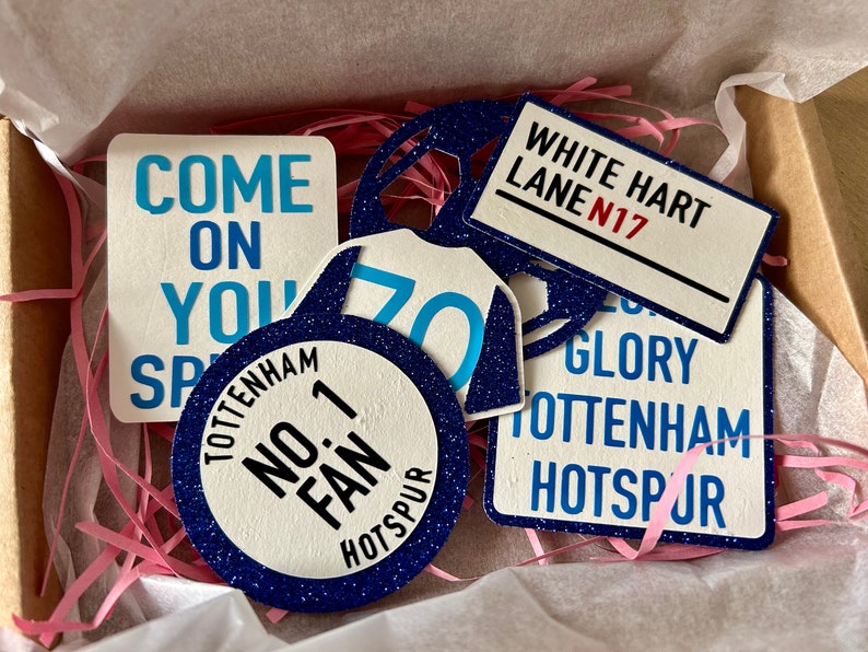 Tottenham Hotspur Themed Cupcake Toppers| Football Cupcake Toppers ...