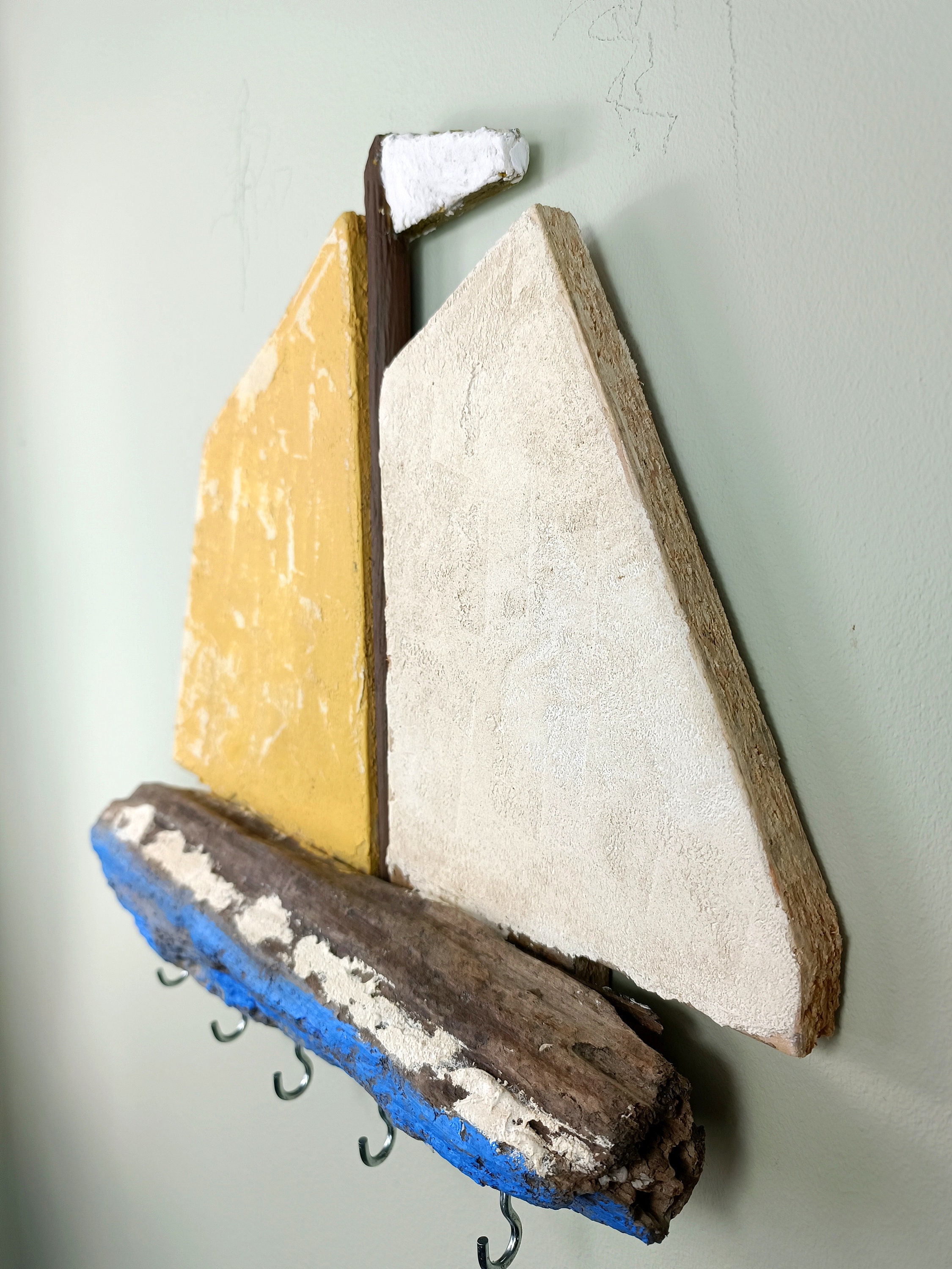 Sailboat Key Holder, Boat Key Holder, Driftwood Sailboat, Nautical ...