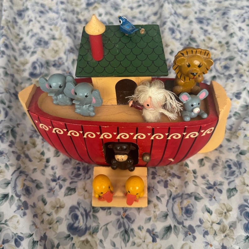 Vintage Enesco Noah’s Ark Music Box – 1980 Musical Figurine – Animal ...