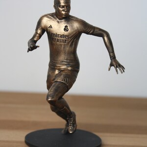 Sculpture Kylian Mbappe Footballeur De France Et Real Madrid - Etsy