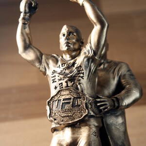 Georges Saint-pierre GSP Champion UFC - Sculpture 3D Combat De New York ...