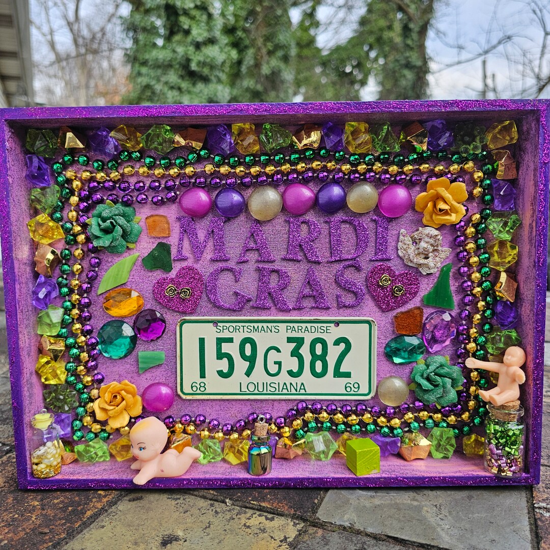 Mardi Gras Shadow Box-unique Gift, Wall Art, Mixed Media, OOAK - Etsy