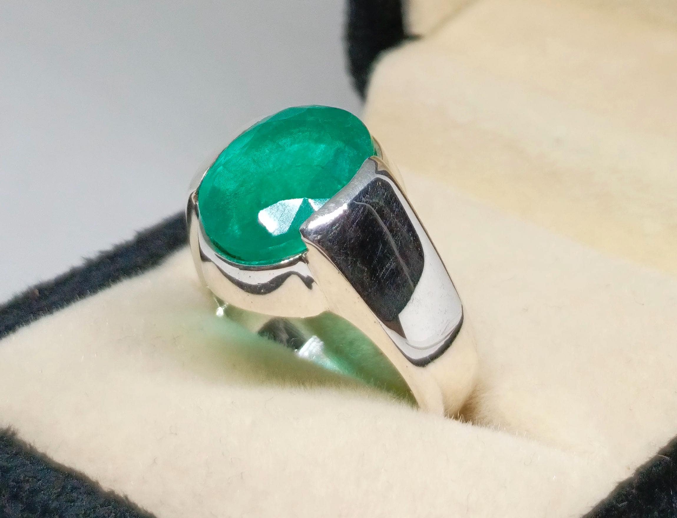 8 Carat Natural Colombian Emerald Sterling Silver 925 Handmade Ring ...