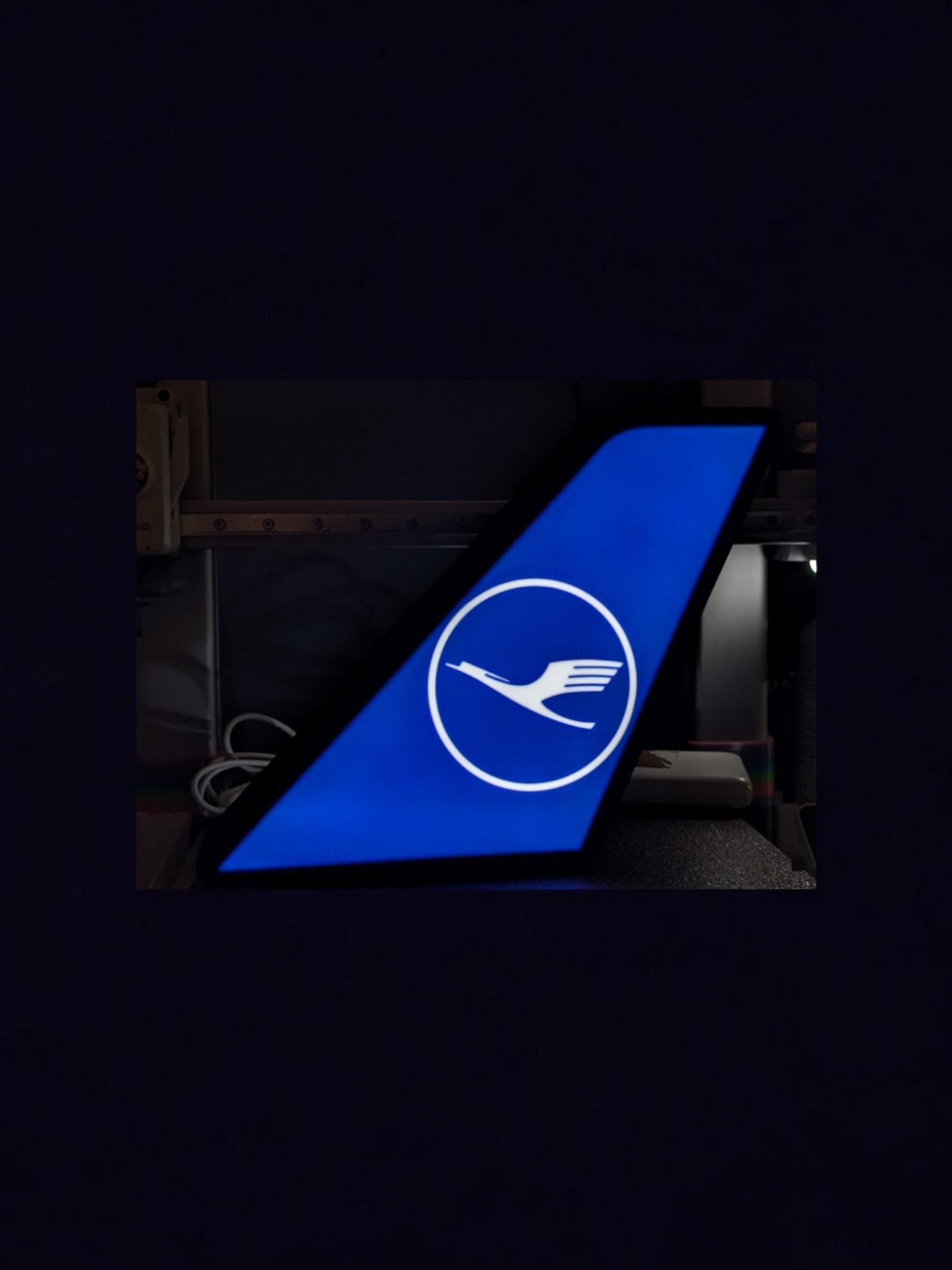 Lufthansa LED Tail Fin Sign – Classic Livery Aviation Decor, Pilot Gift ...