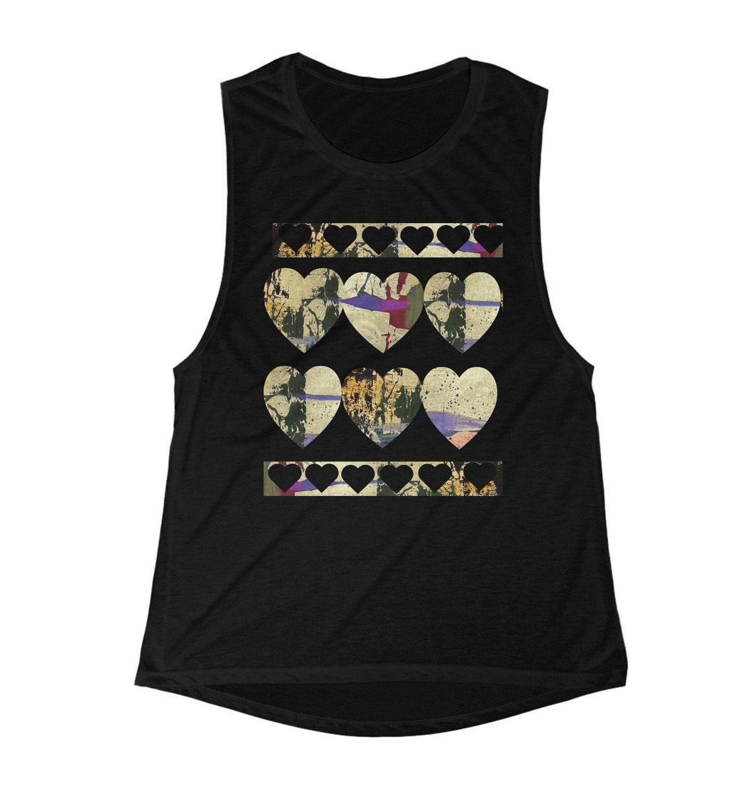Women's Flowy Scoop Muscle Tank, Graphic Abstract Hearts on a Black ...