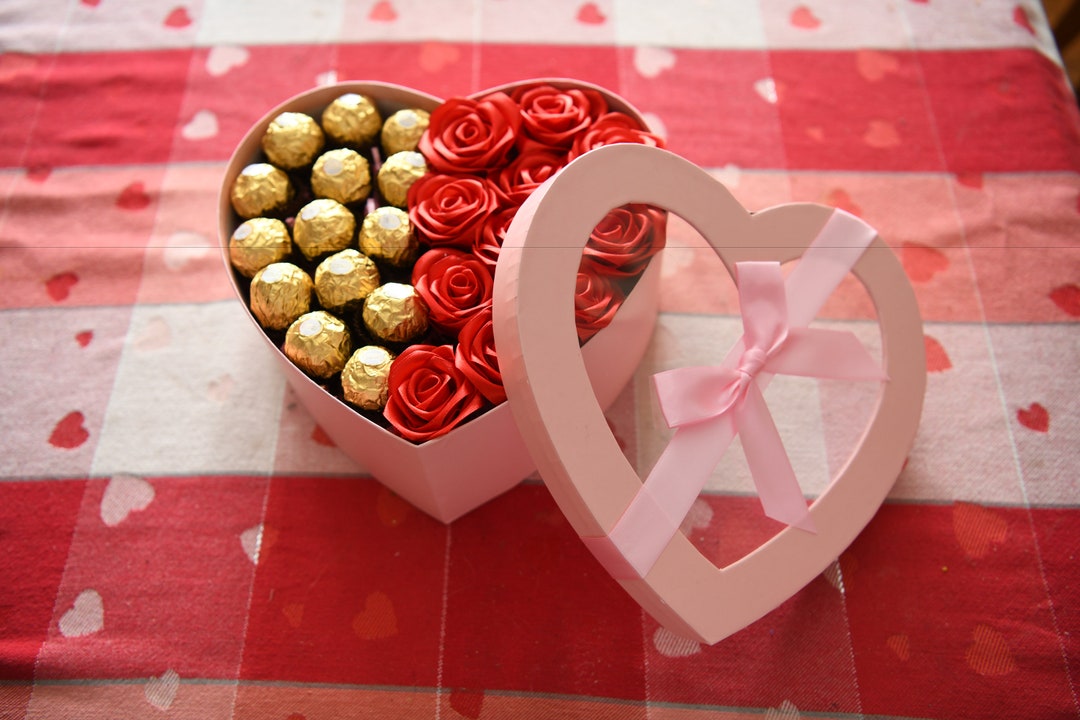 Eternal Rose Heart Box With Ferrero Rocher - Etsy