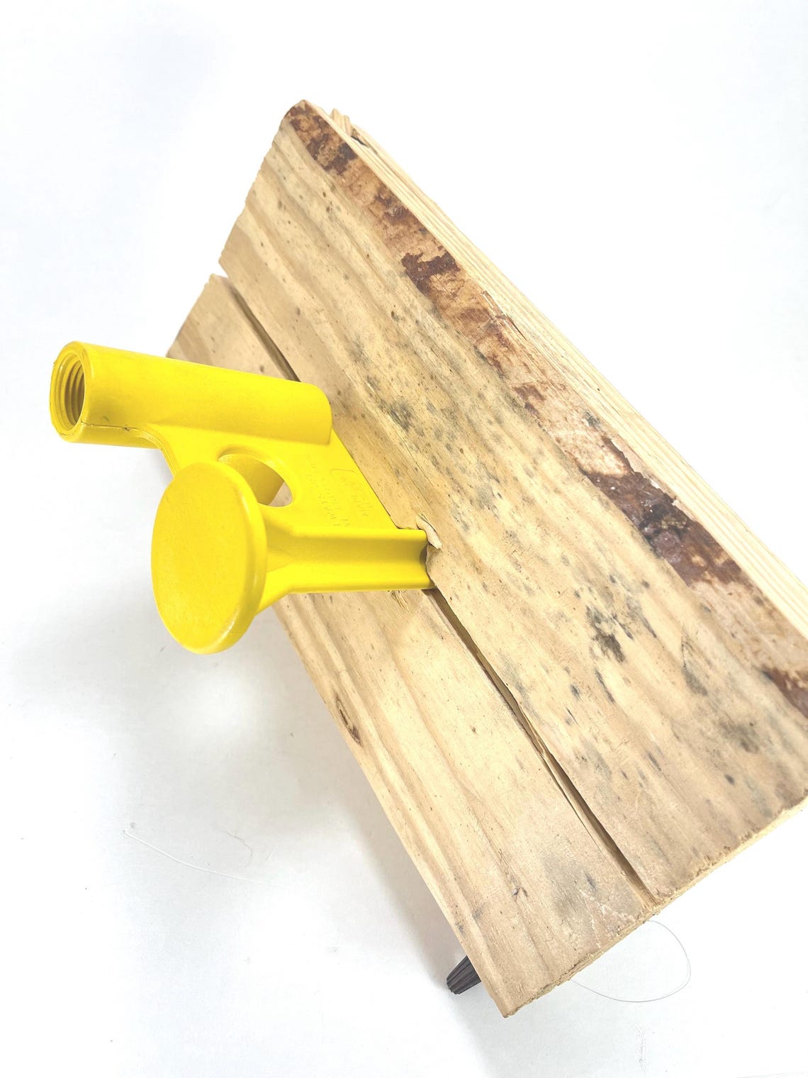 USA Made Sprinkler Spike: Brass Head, 15 Ft Coverage - Etsy