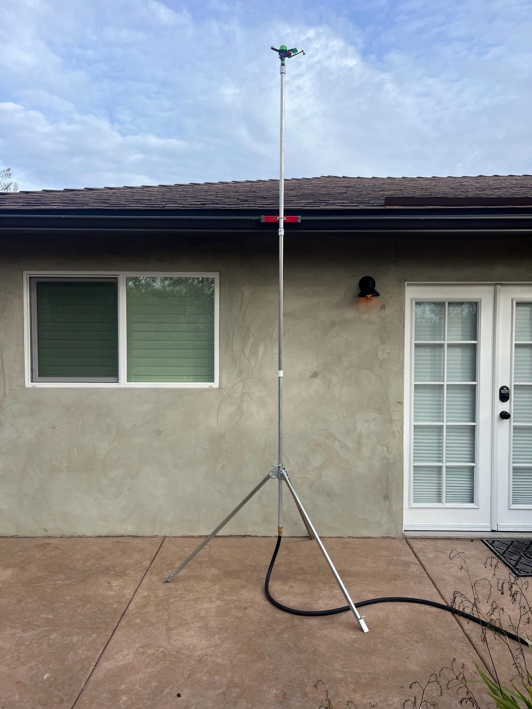 Ember Pod Roof Top and Vegetation Wildfire Tripod Sprinkler System Wets ...