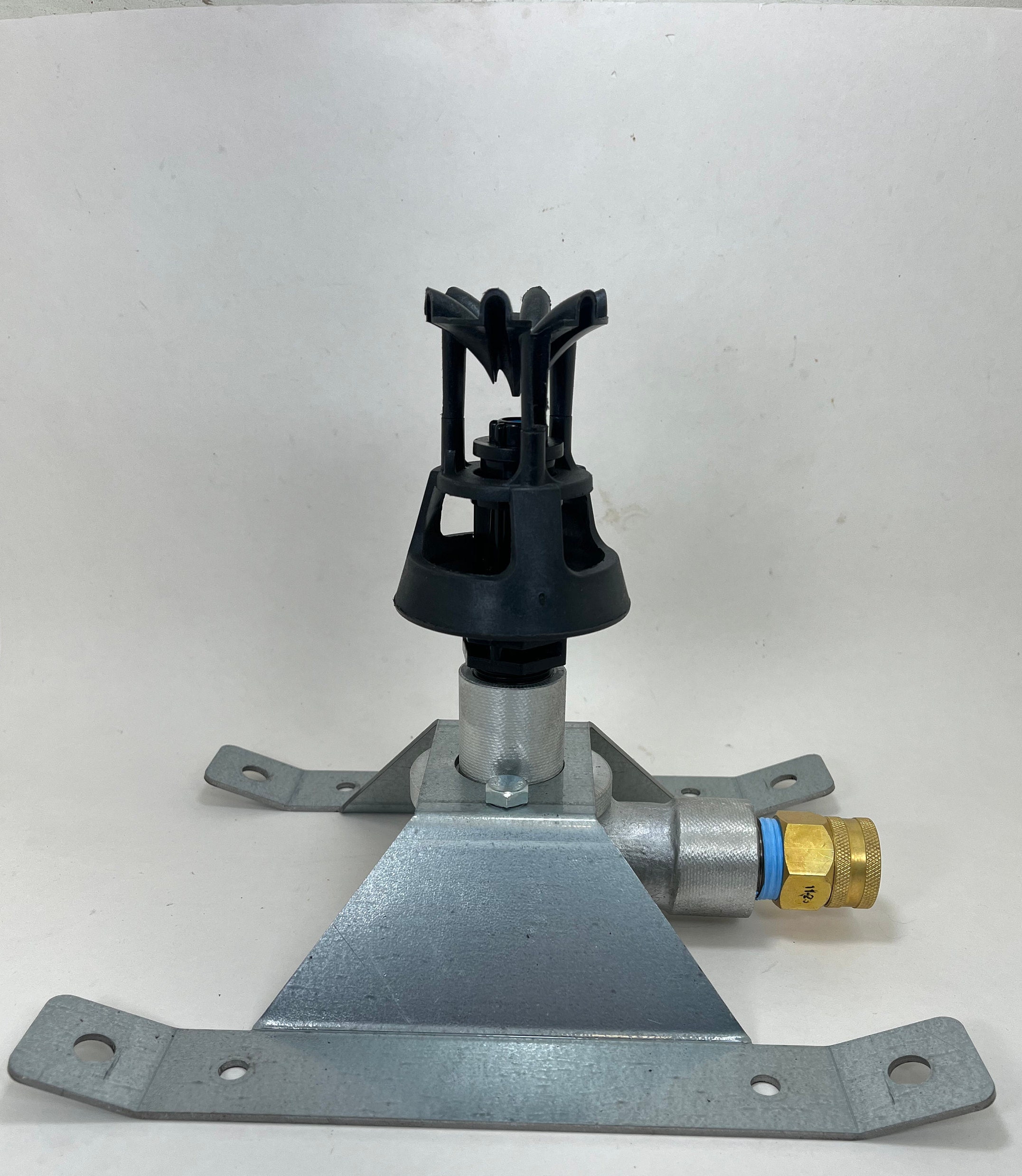 2 Heavy Duty Garden Hose Sled Sprinkler Base & 2 New Wobbler Sprinklers ...