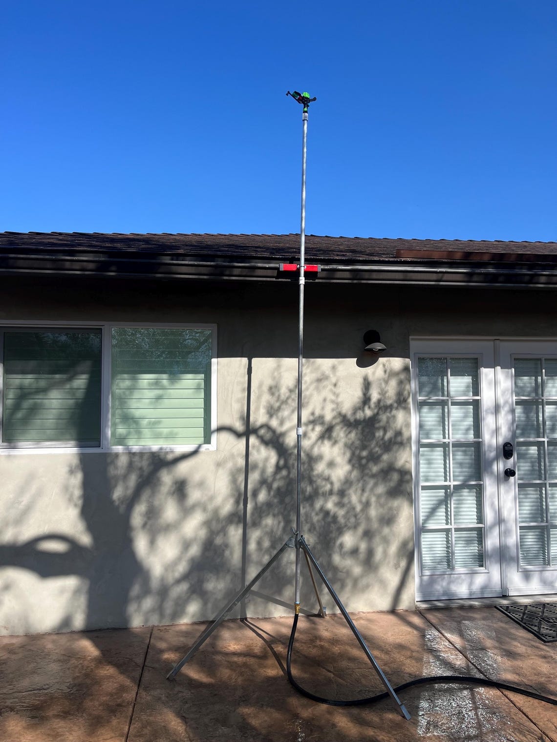 Ember Pod Roof Top and Vegetation Wildfire Tripod Sprinkler System Wets ...